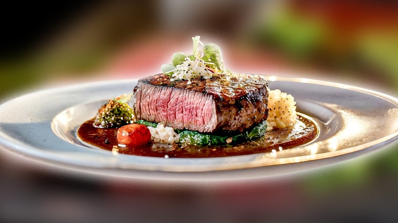 12 things you should never say when ordering steak