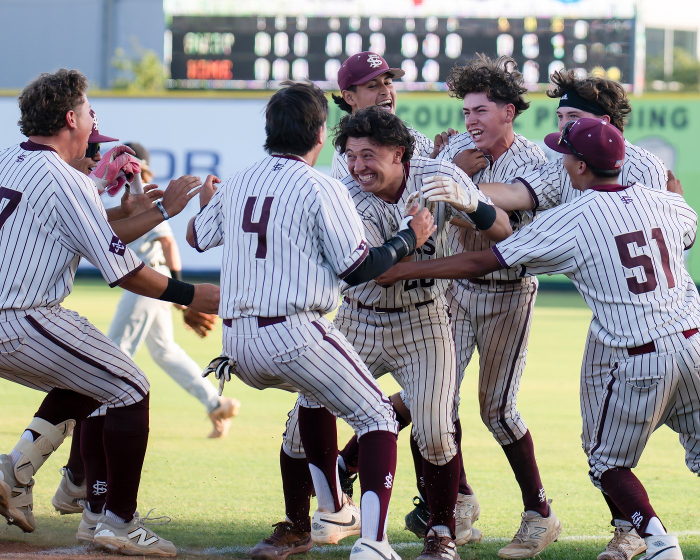 Sentinel sports editor Jim Seimas, photographer Raul Ebio honored at ...