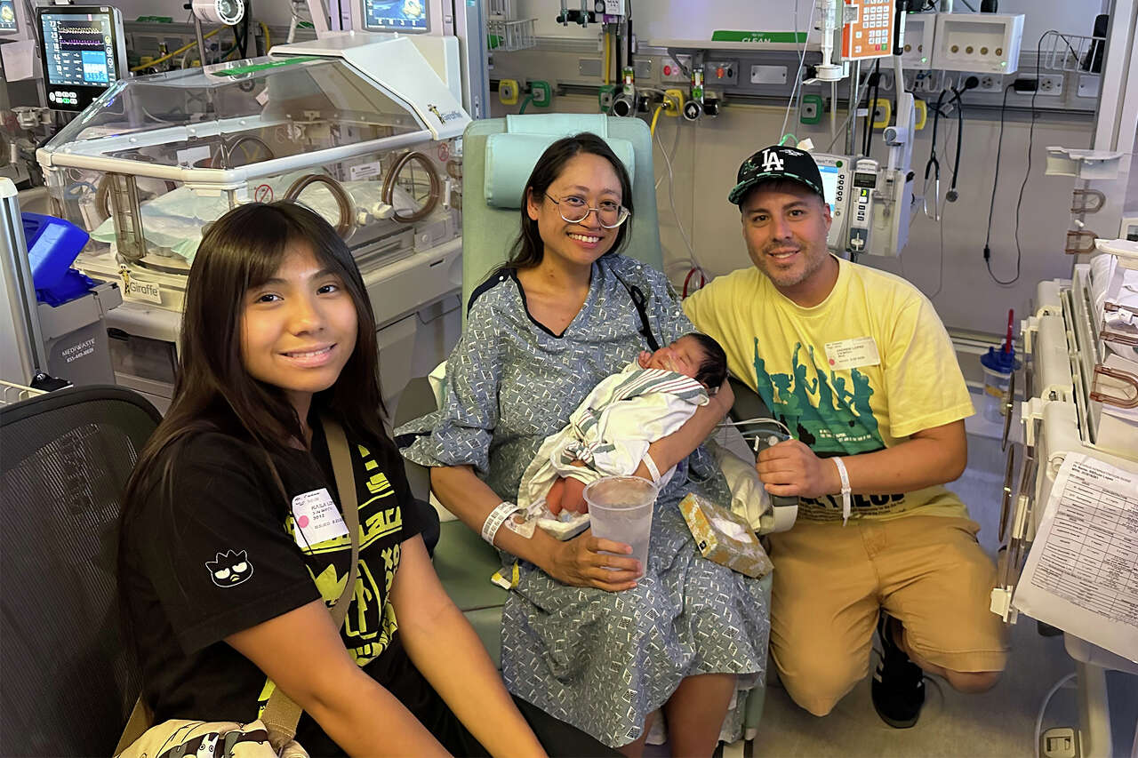 'Uterus was empty': Calif. woman gives birth after tumor hid unusual ...
