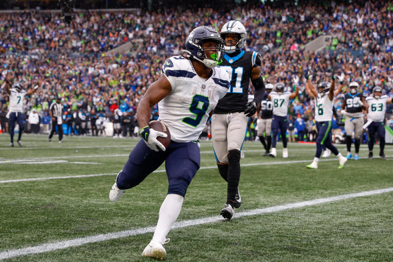 Seahawks game time officially revealed for Week 17 vs Panthers