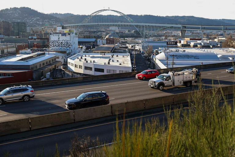 Portland Rose Quarter project continues amid calls for lawmaker input