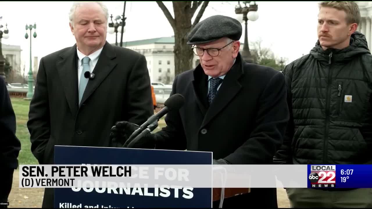Welch, Balint demand answers on journalists in Israel