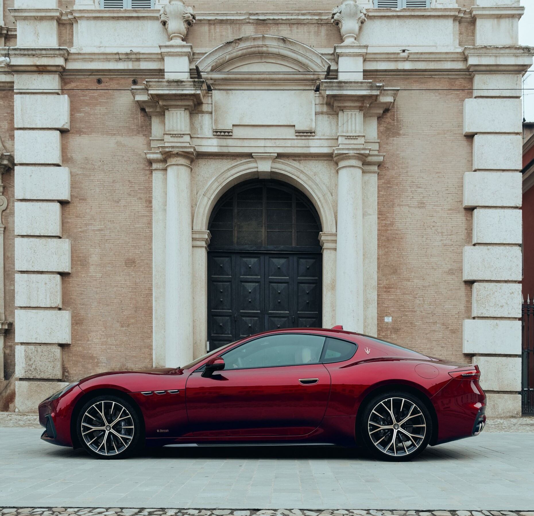 Maserati GranTurismo: A New Era of Excellence