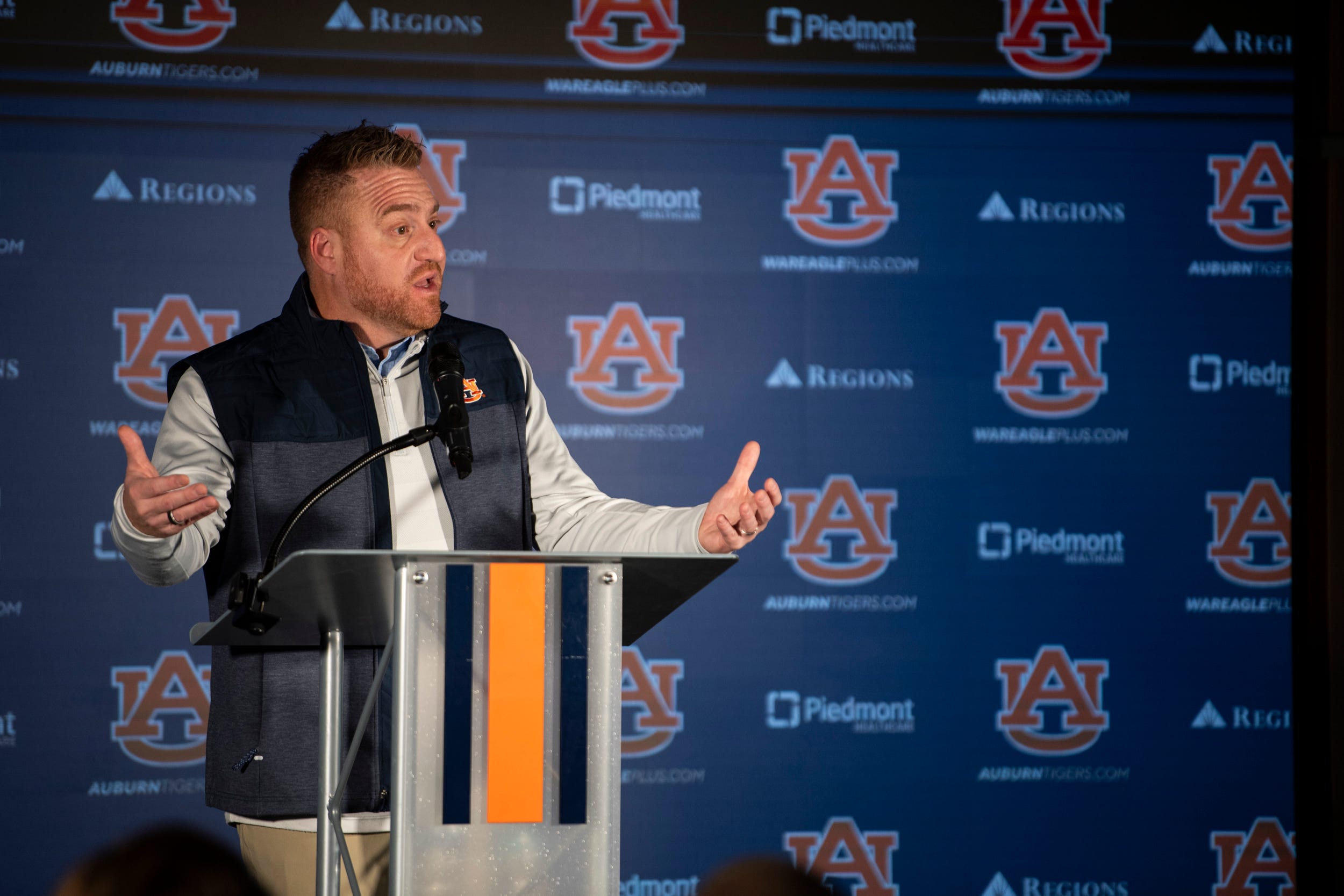 Auburn football's 2026 schedule for Alex Golesh's first season set