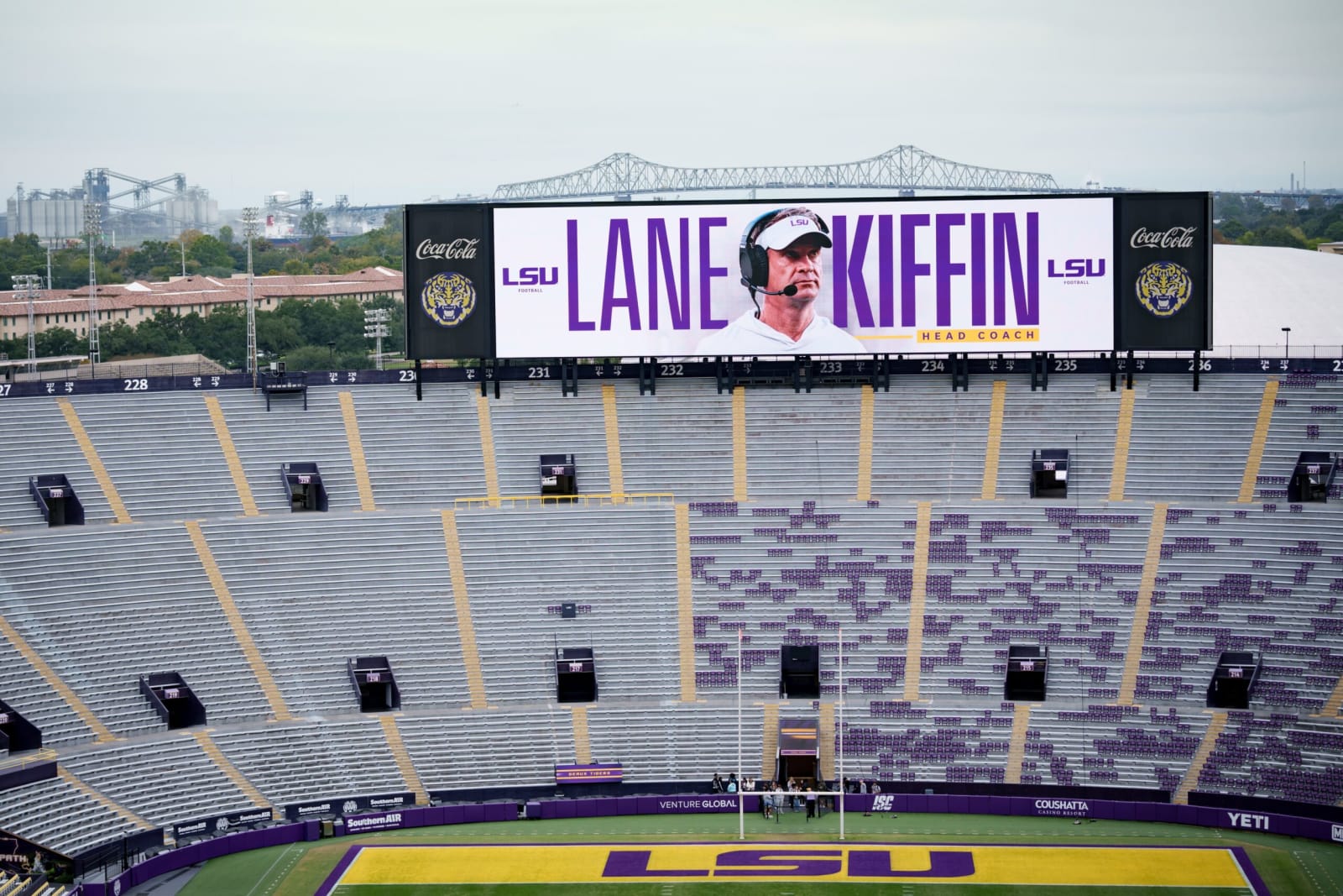 LSU faces exciting 2026 schedule to kick off the Lane Kiffin era