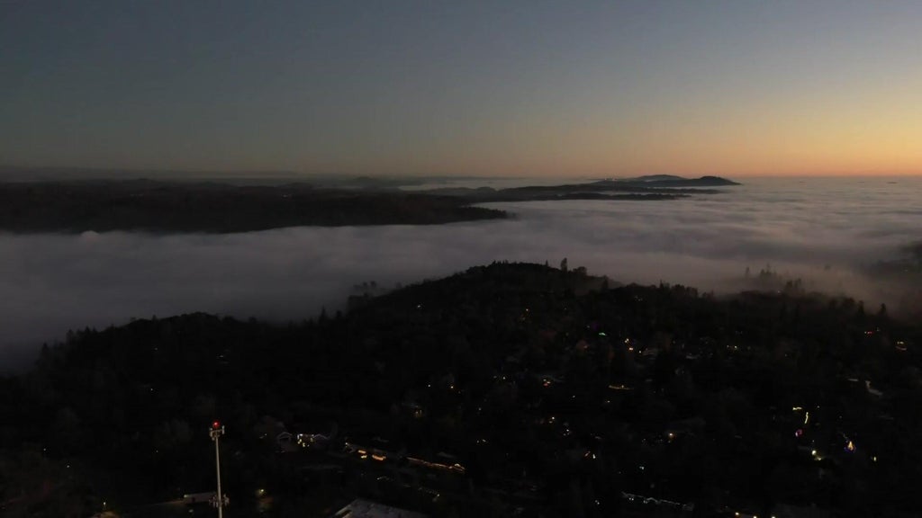 Explaining tule fog blanketing Sacramento Valley as foothills see clear ...
