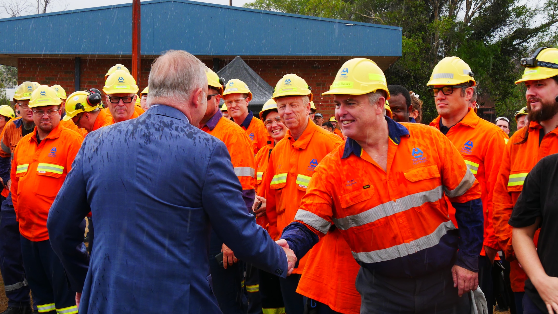 Government deal to ensure Tomago Aluminium smelter remains open beyond 2028