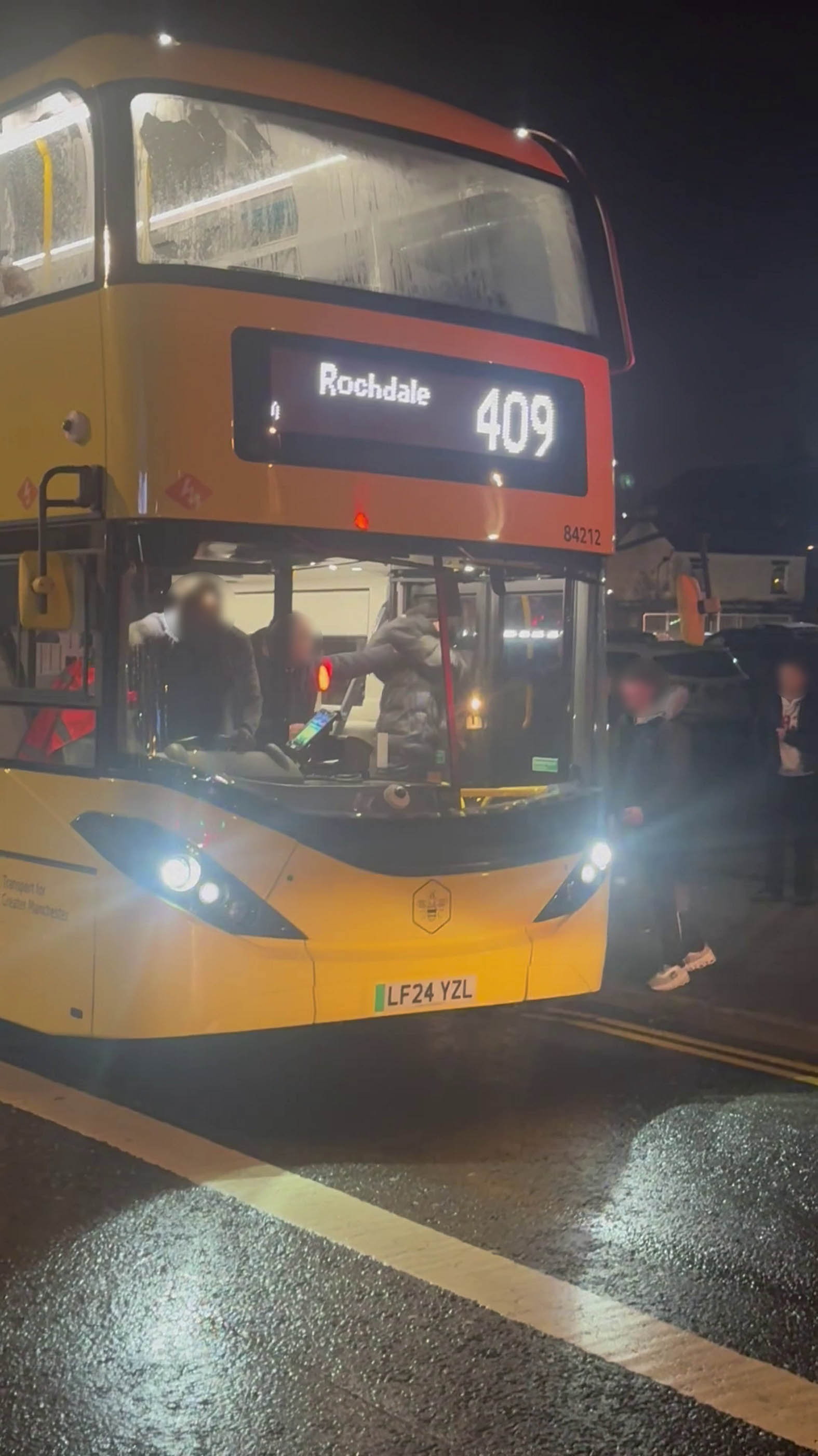 Watch brawl unfold on Oldham bus involving teens, the driver and an ...