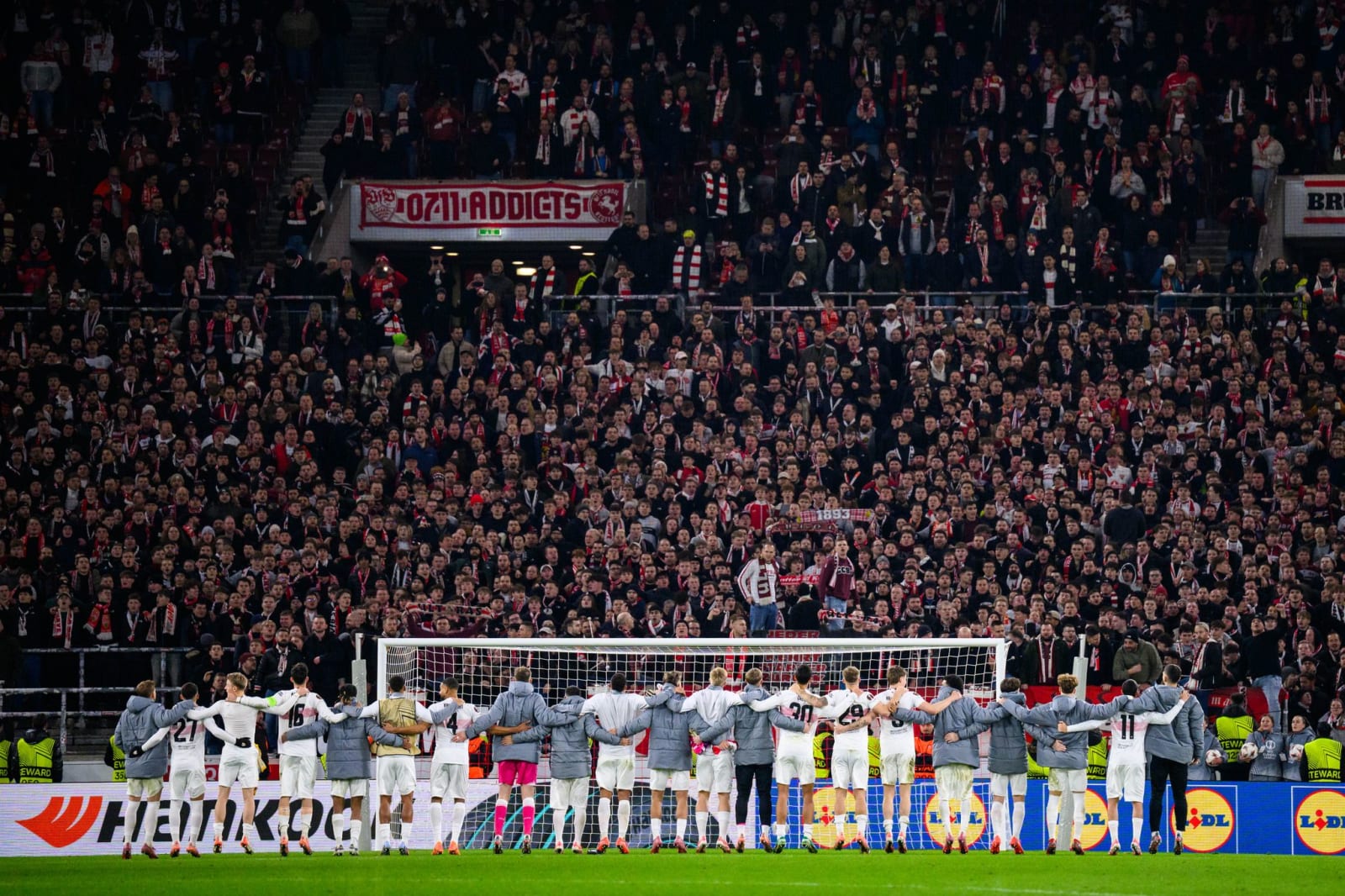 Stuttgart remain on EL top-eight course with 4-1 over Tel Aviv