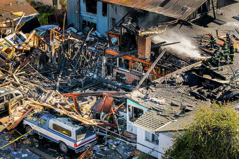 2 missing, 6 injured in Hayward explosion after construction crew ...
