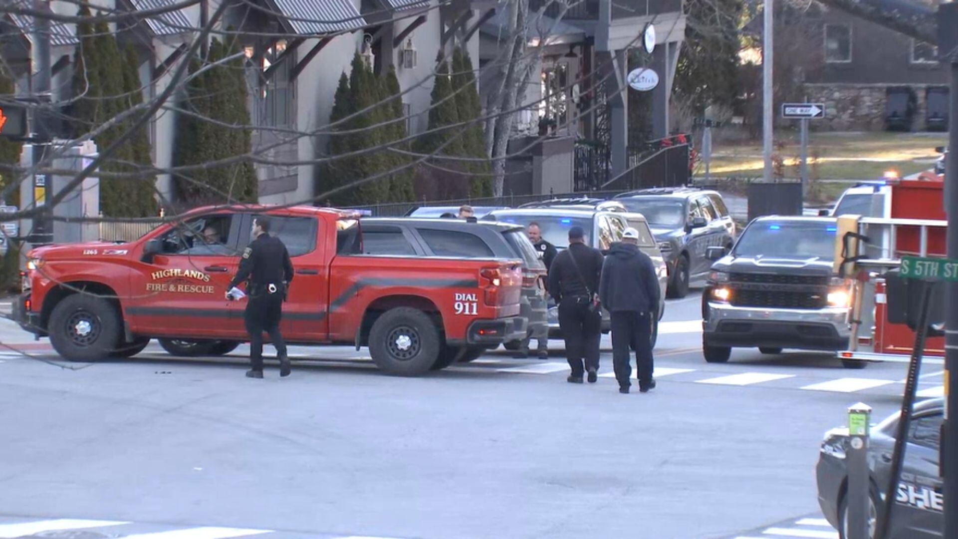 Officials release 911 call made before Highlands shooter threat ...