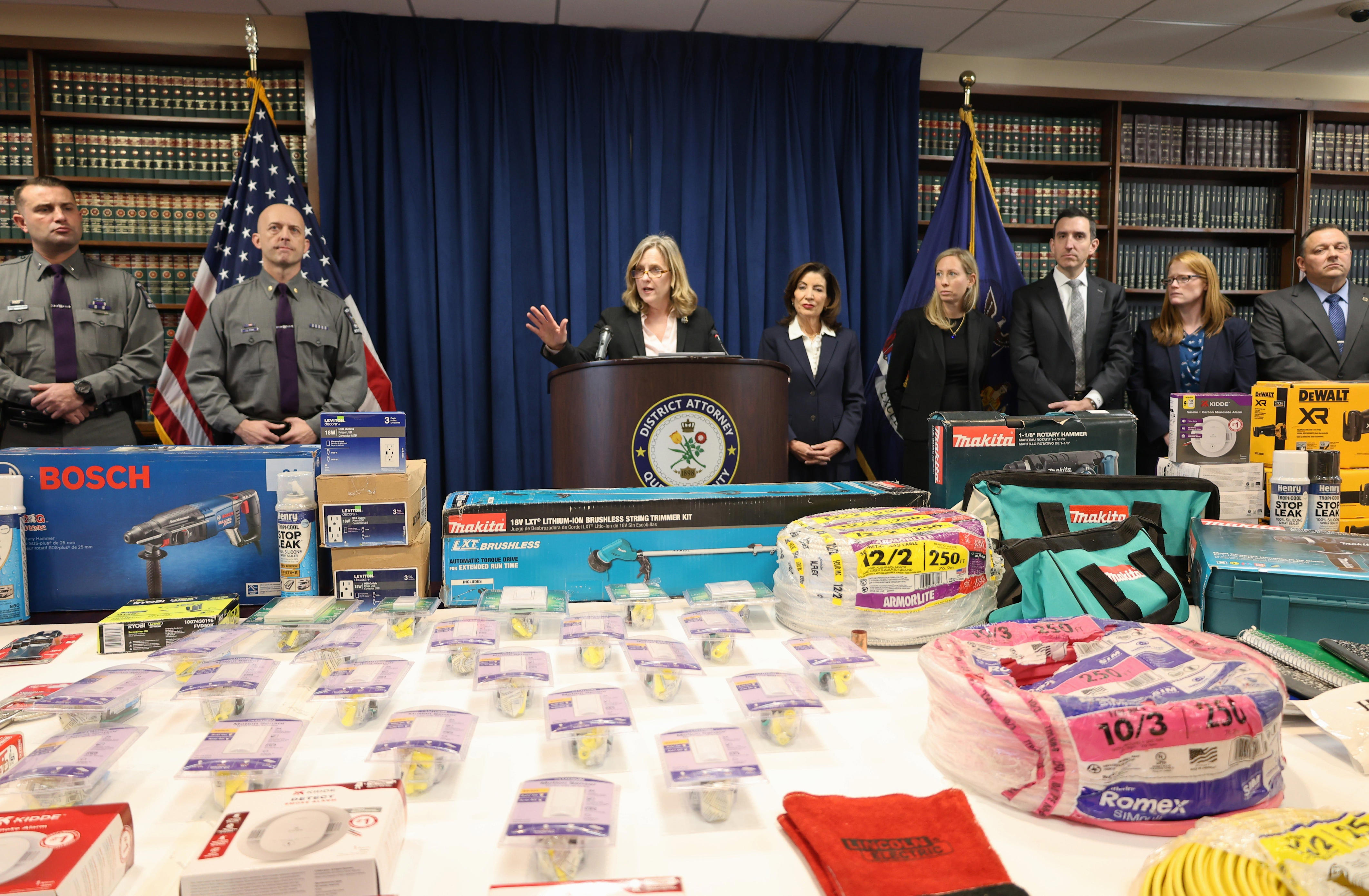Queens retail theft crew allegedly stole $2.2M from Home Depot over 13 ...