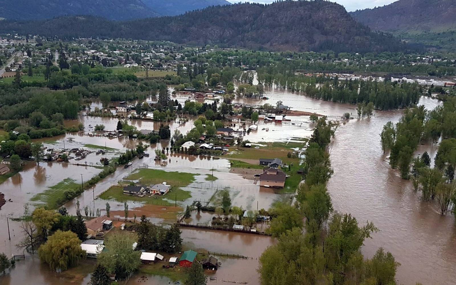 Heavy rains trigger widespread flooding, evacuations in Pacific Northwest