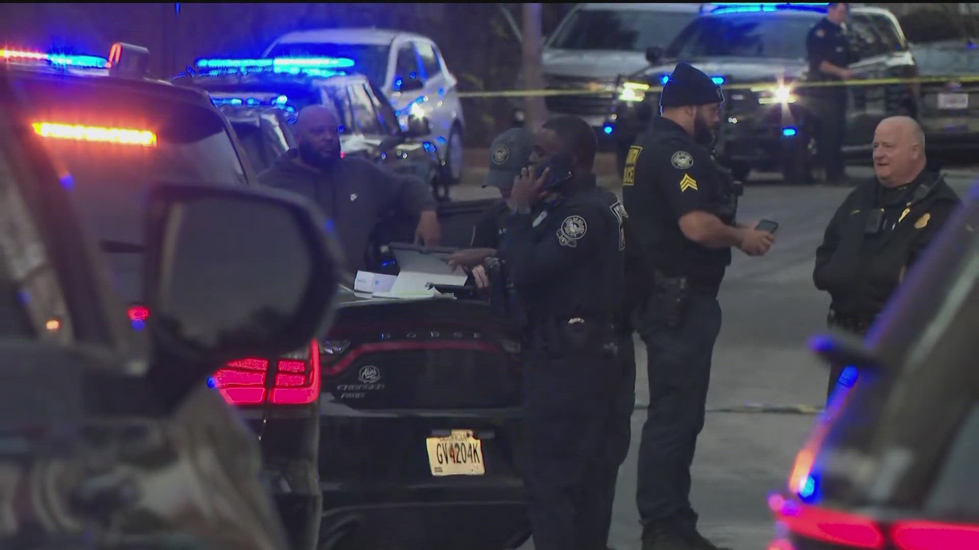 2 shot in southwest Atlanta | What we know