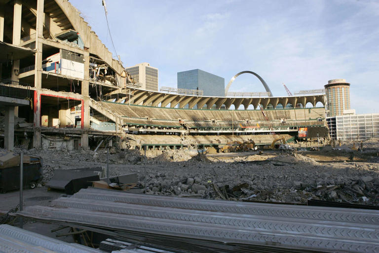 20 years later: A letter to my dear friend, Busch Stadium II