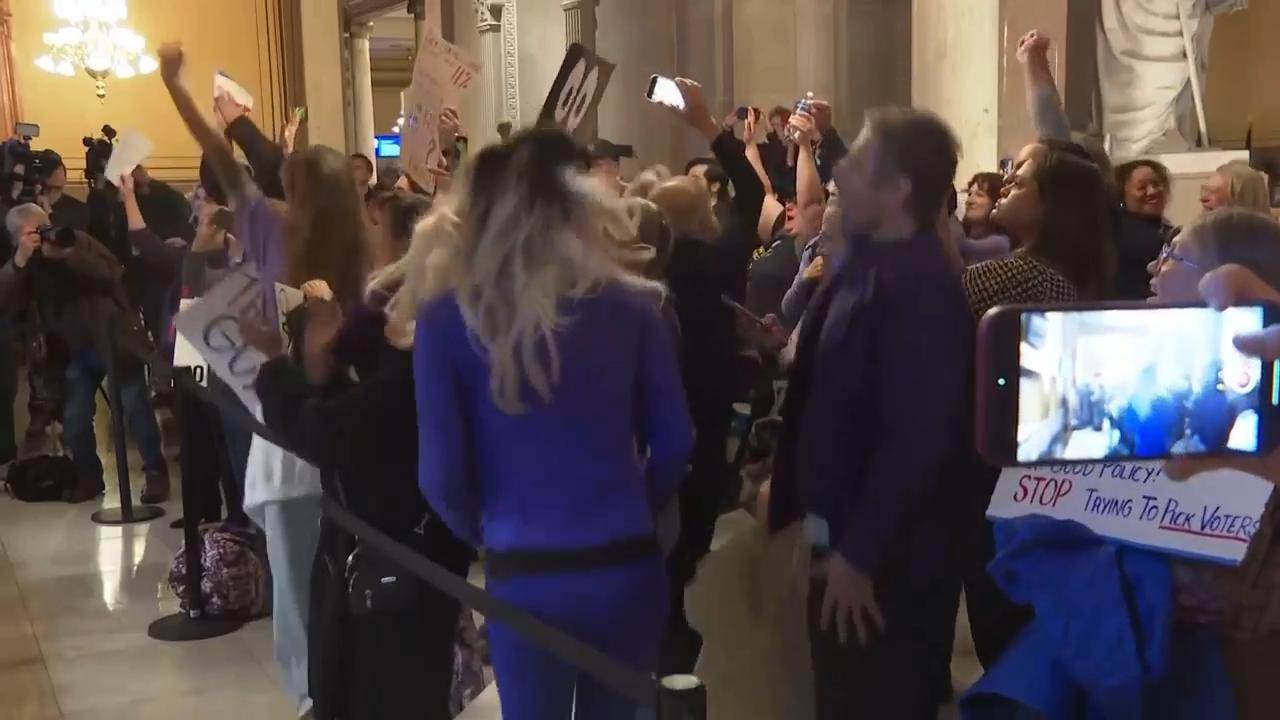 Indiana Senate Republicans reject new congressional maps in defiance of ...