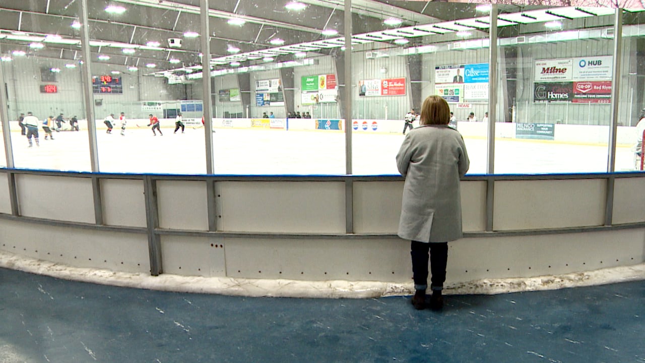 Ice times at Winnipeg rink brushed aside for curling movie