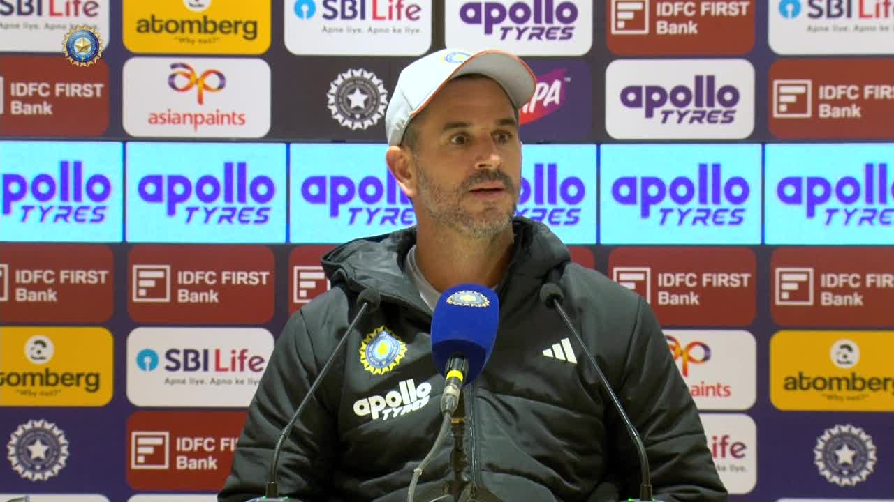 Ryan ten Doeschate backs under-fire Suryakumar Yadav, Shubman Gill to ...