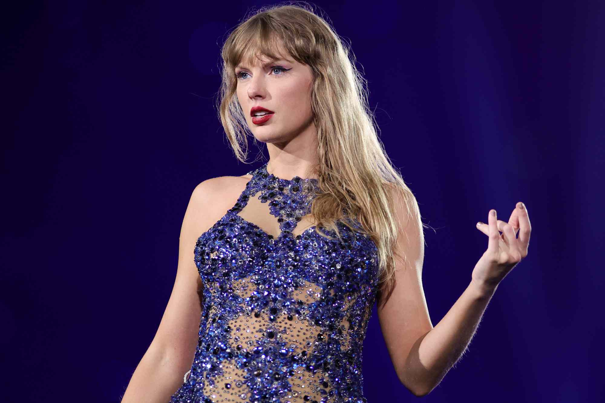 Taylor Swift tears up over foiled Vienna terror plot in Eras Tour ...