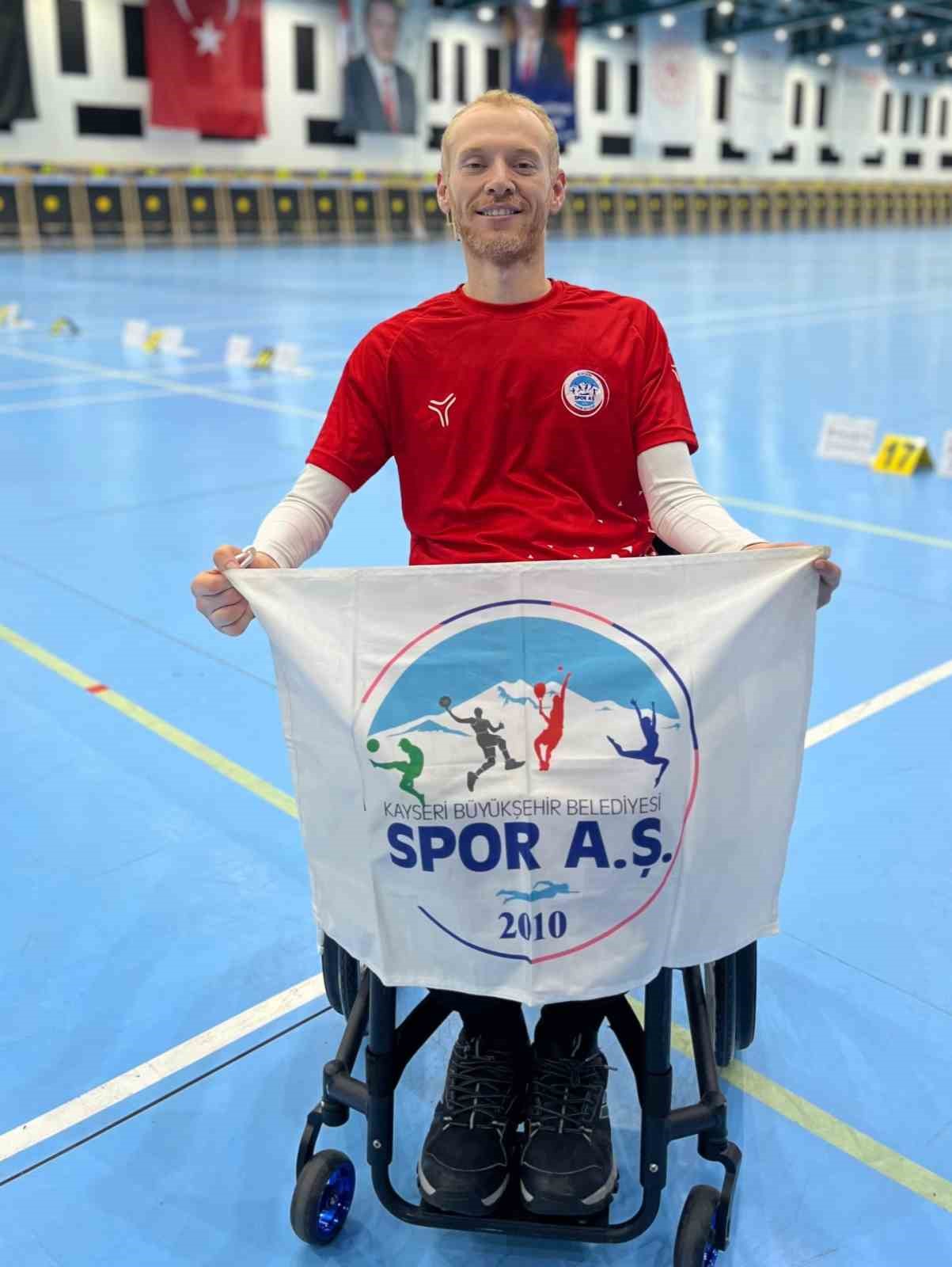 Kayseri’den Paralimpik Okçuluk Milli Takımı’na iki sporcu