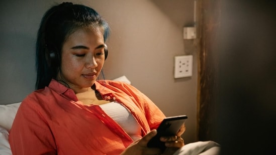 Want more privacy online? Here’s how to delete your browser history ...