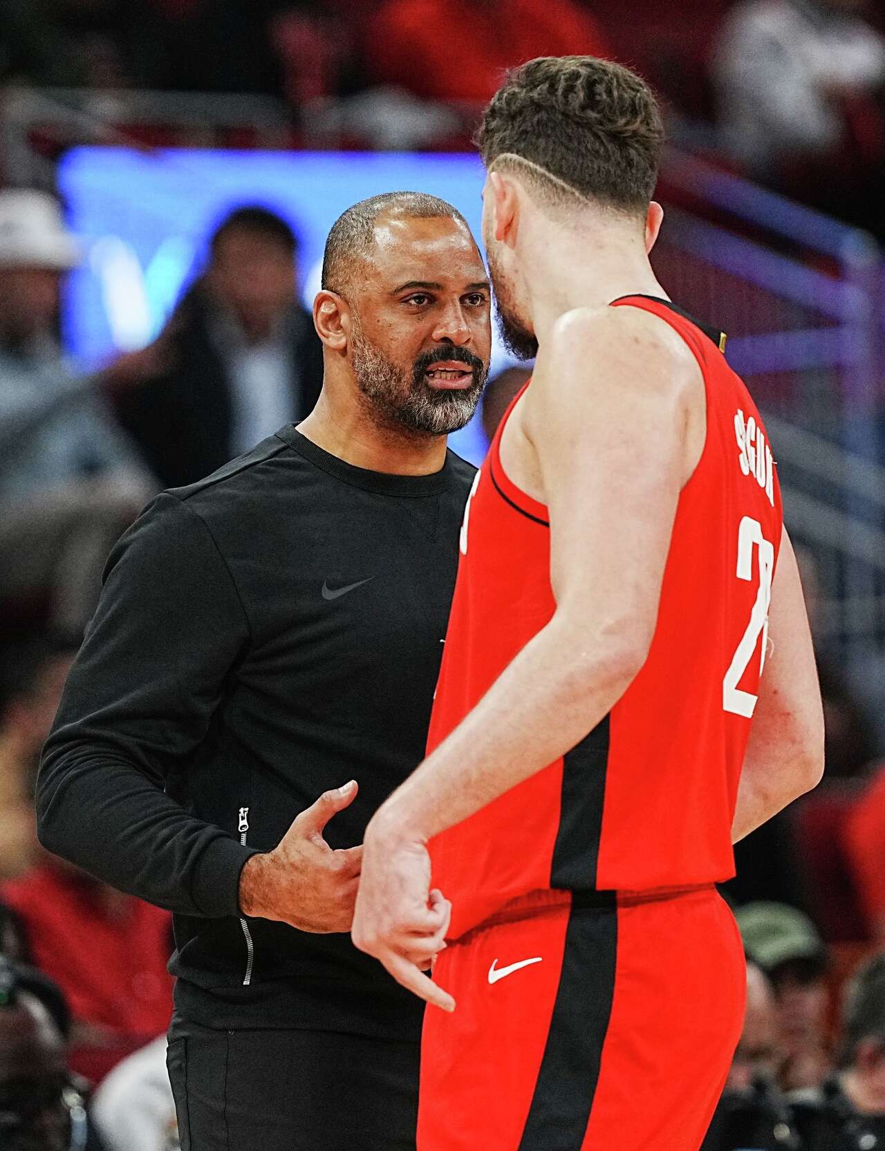 Signature sequence helps lift Houston Rockets to tight win over Los ...