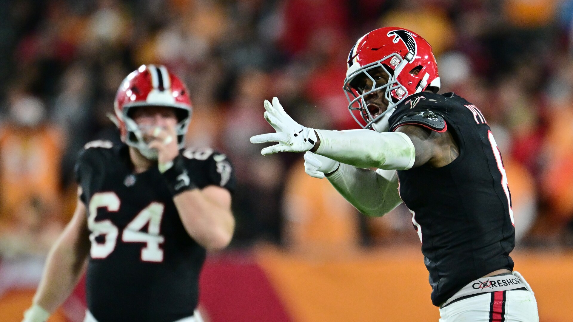 Thursday night football: Falcons upset Bucs 29-28 with last-play FG