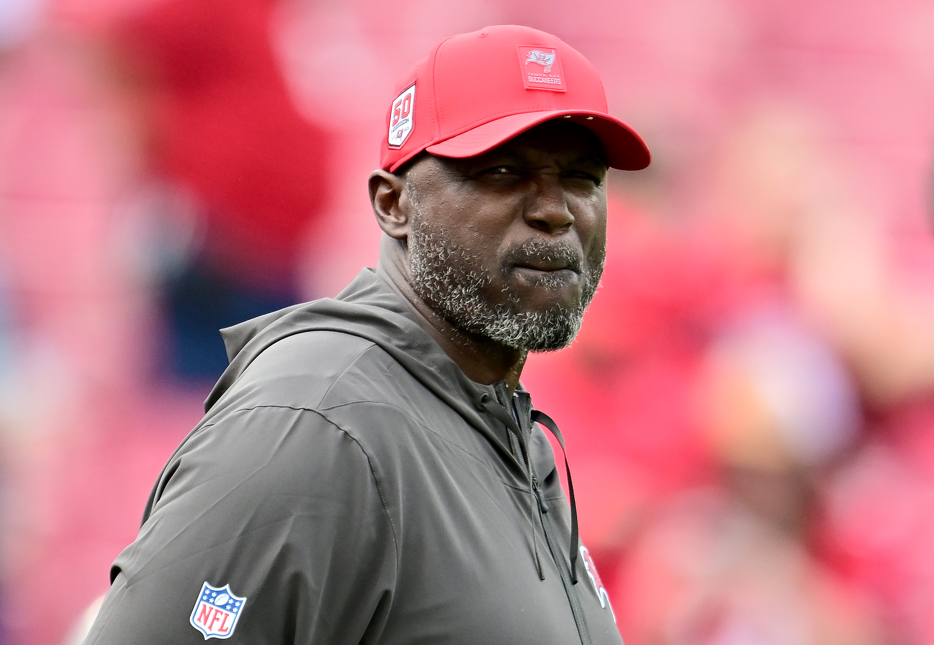 Buccaneers’ Todd Bowles hase explosive meltdown after Falcons walk-off win