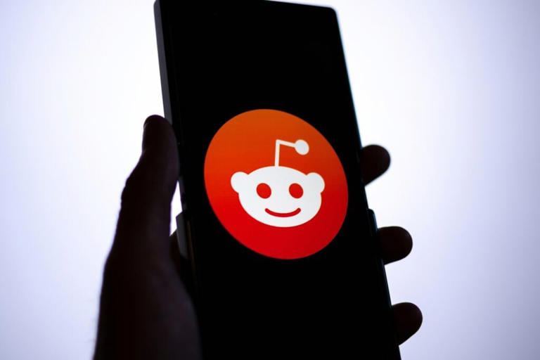 Reddit files lawsuit against Australia's under-16 social media ban ...