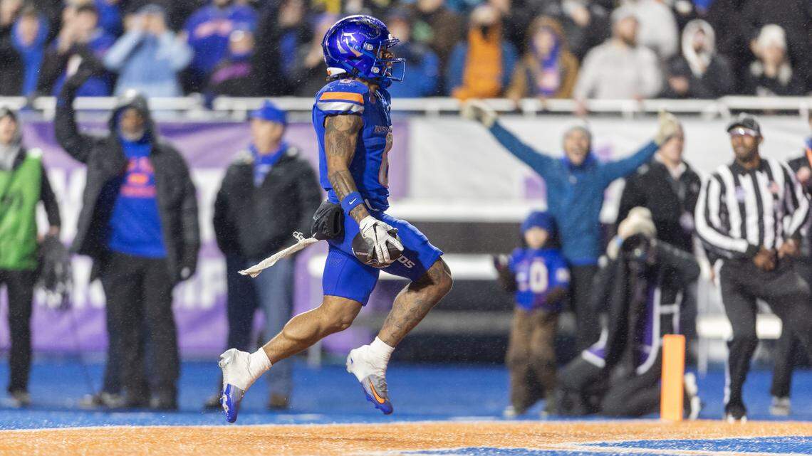 Who are the Washington Huskies? What to know about Boise State's bowl ...