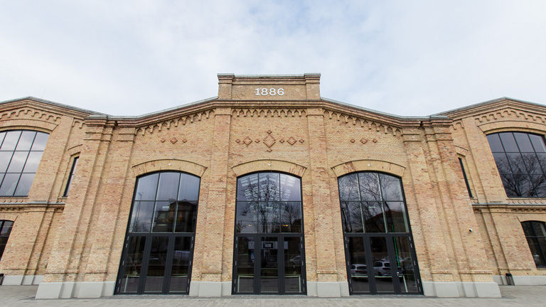 Az Eiffel Műhelyházban tartja meg közös szervezésű konferenciáját a ...