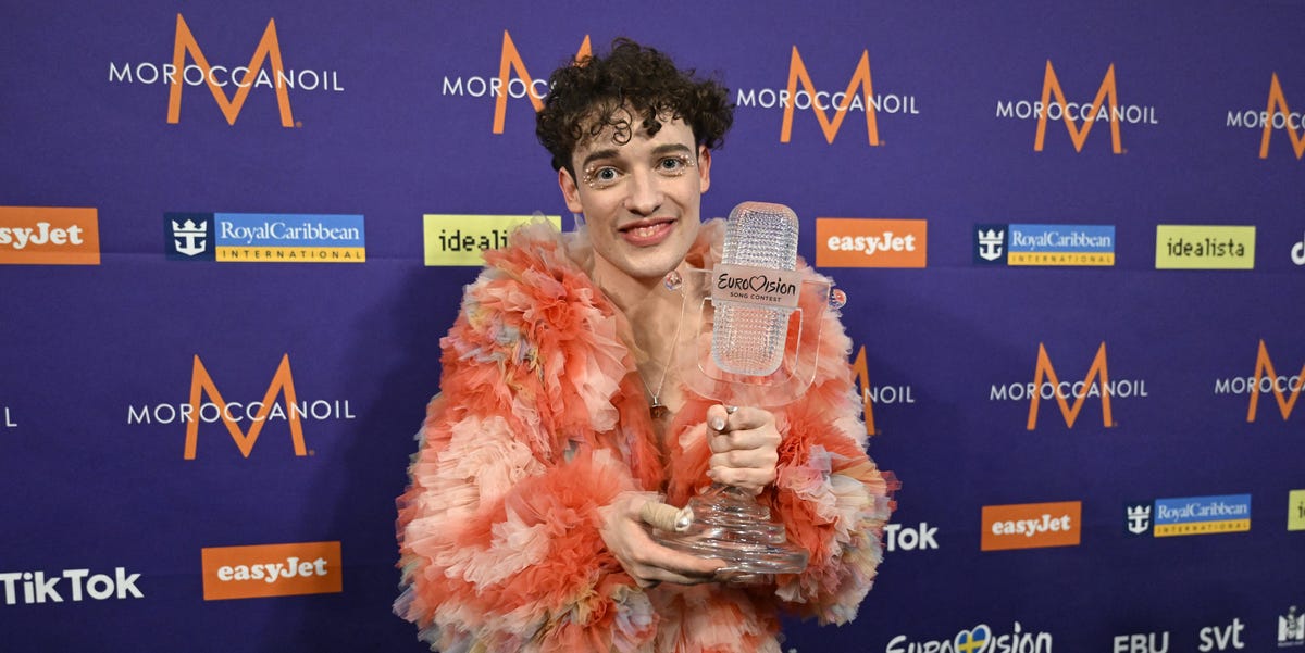 Eurovision winner hands back trophy following controversy