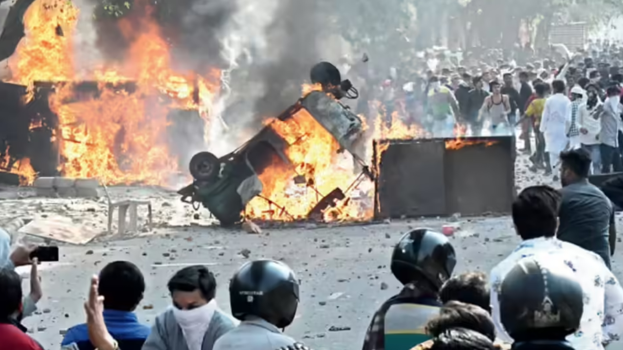 2020 Delhi riots: HC notes victims, accused never faulted probe; court ...