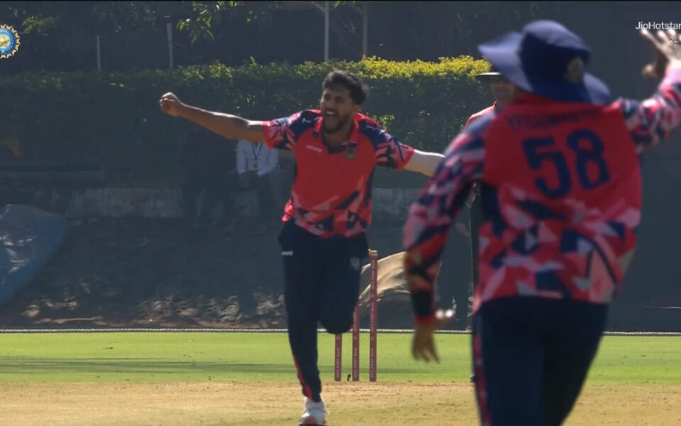 [WATCH] SMAT 2025: Nitish Kumar Reddy rattles Madhya Pradesh's top ...