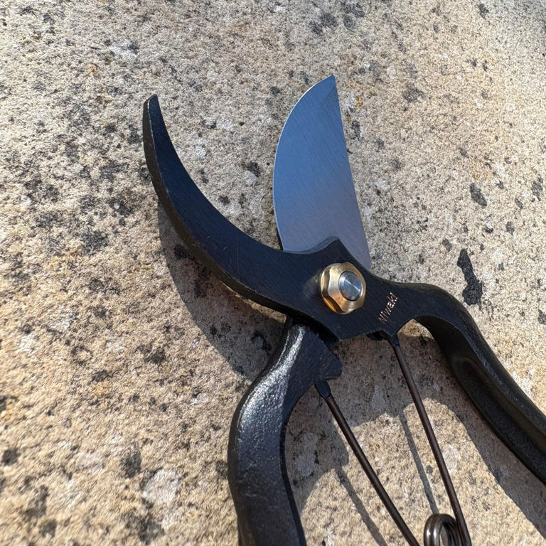 I’ll be using these 3 products to refresh my garden tools for 2026