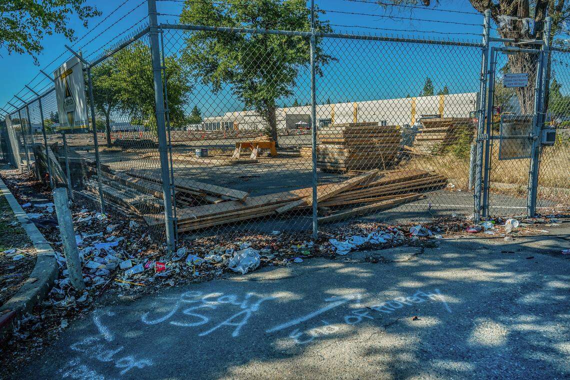 Overpay or ‘perfect site'? County to open its most expensive homeless ...