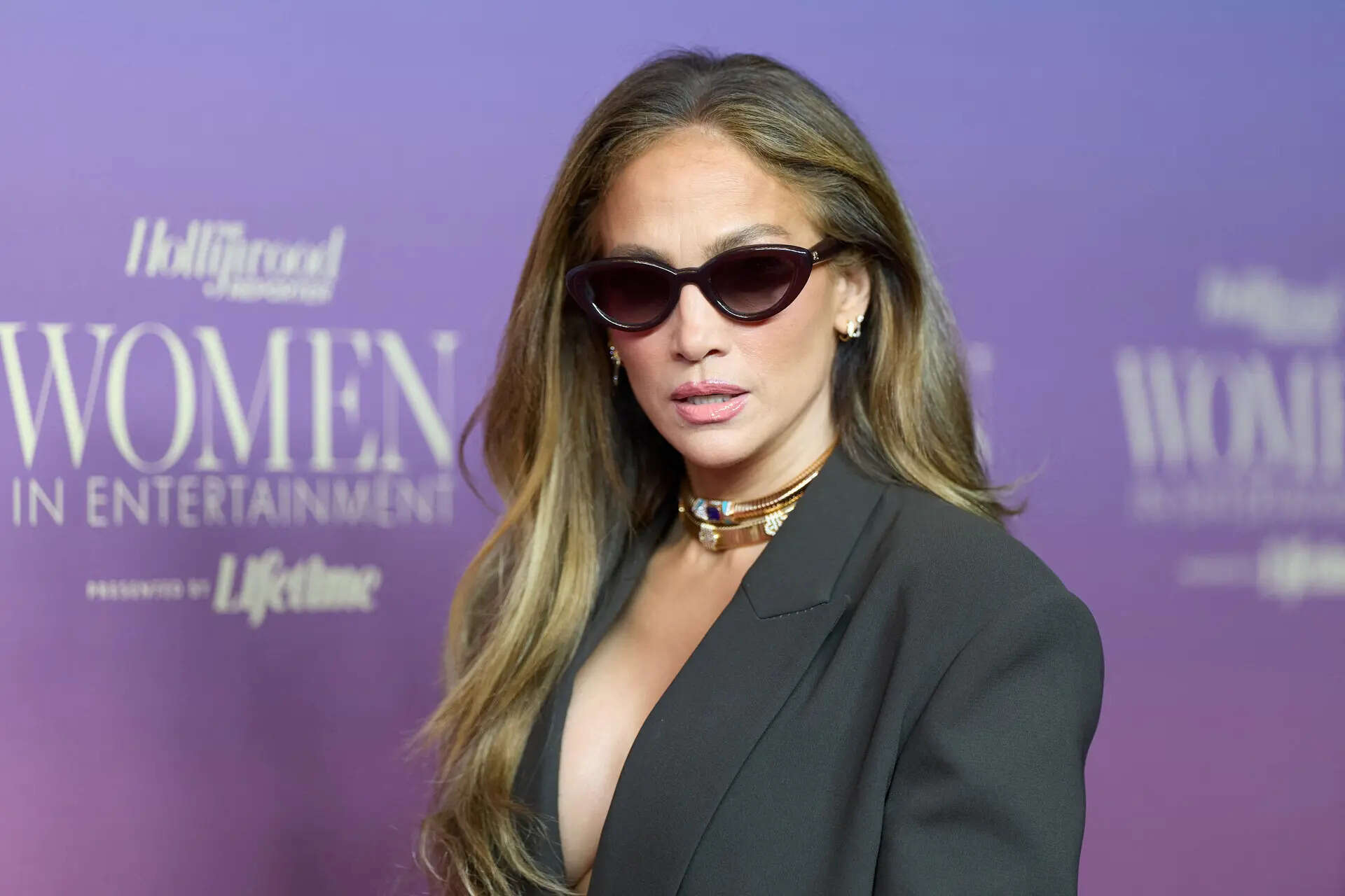 Jennifer Lopez rakes in $1 million a night in Las Vegas - reports say ...