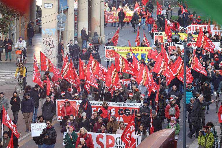 Italy's national strike called by main union disrupts transport and ...