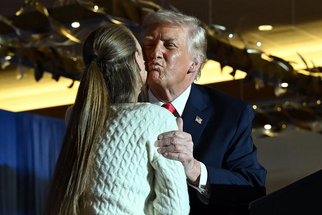 ‘Fighting for her life’: Trump’s big ceremony blows up online after ...