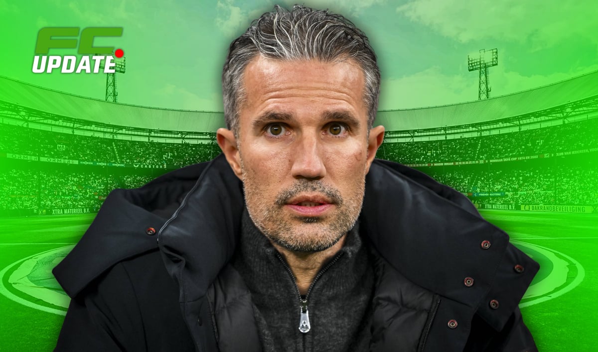 Van Persie nodigt 'twee grootheden' uit, maar wil geen 'coach van de ...