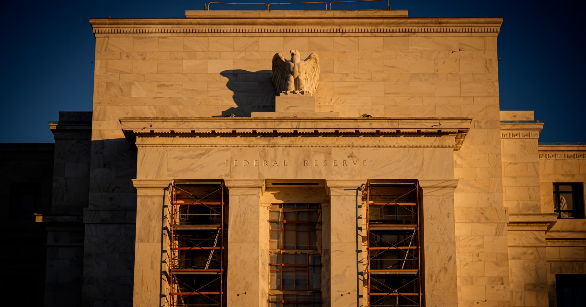 Fed votes to reappoint all of its regional bank presidents