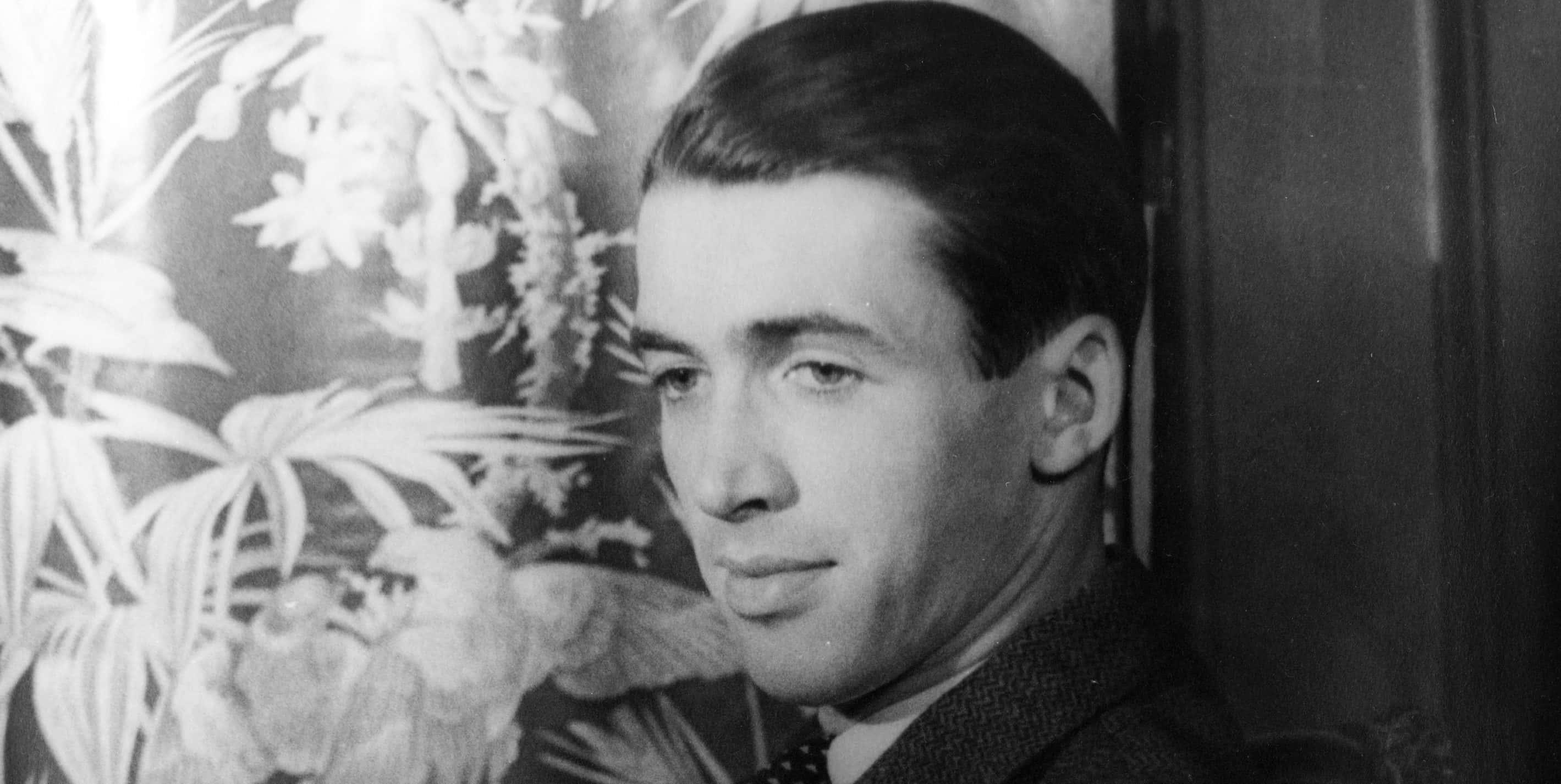 Jimmy Stewart is beloved in 'It's a Wonderful Life,' but the stories ...