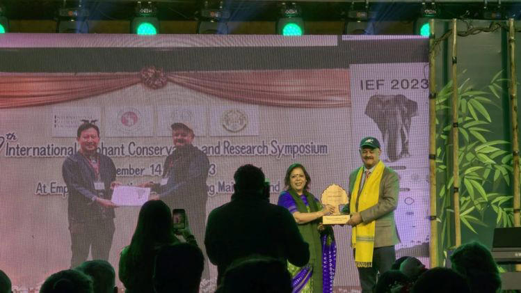 India's 'elephant doctor', Padma Shri Dr Kushal Konwar Sarma honoured ...