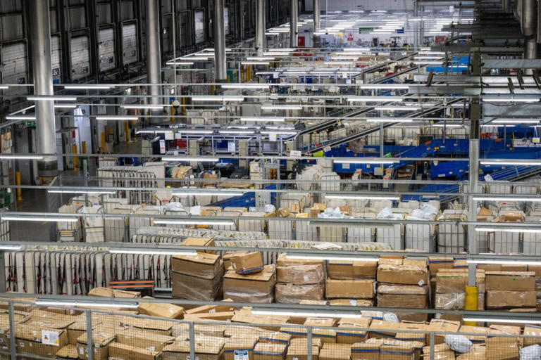 Royal Mail hub the size of six football pitches processed 9m parcels ...