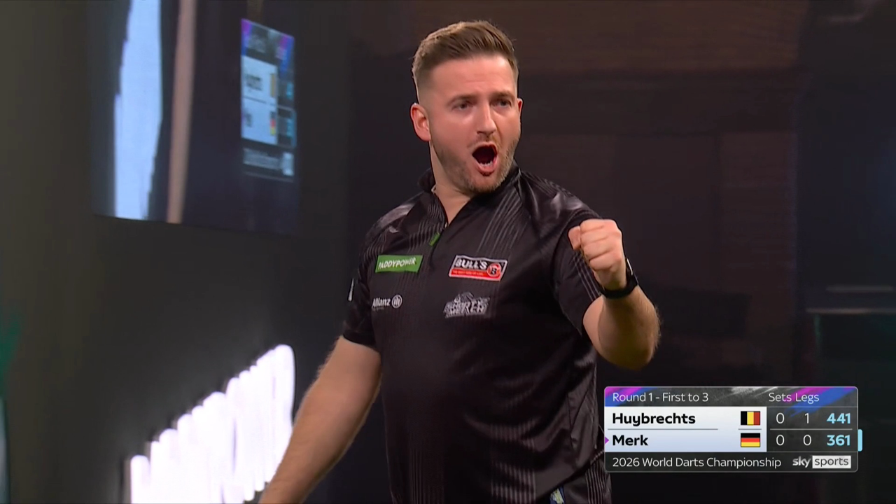 Arno Merk lands the first 180 of the 2025/26 World Darts Championship!