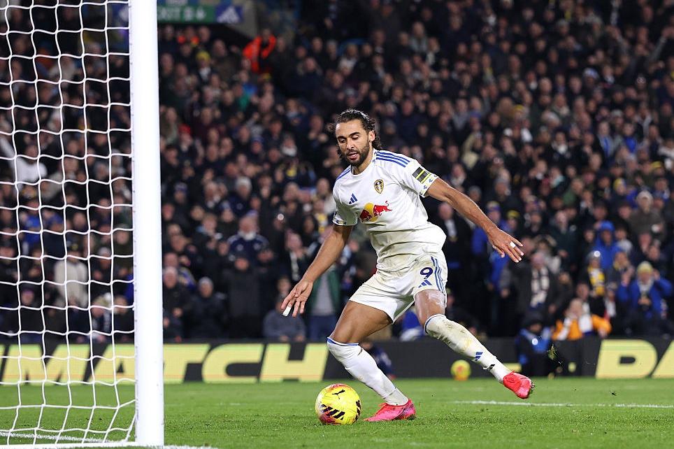 Leeds United's Dominic Calvert-Lewin told: Keep your form up and World ...
