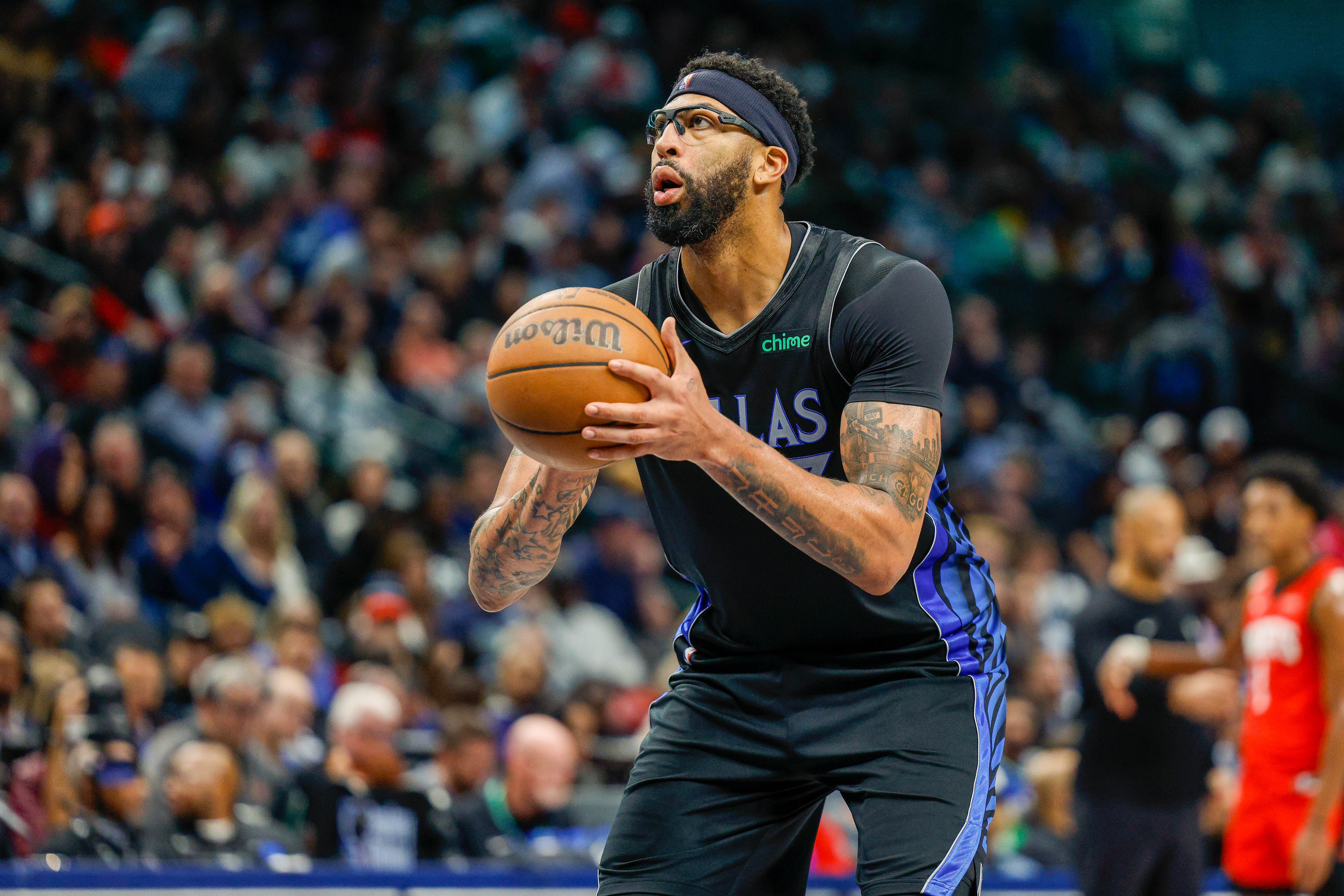 ESPN proposes wild Hawks trade for Anthony Davis