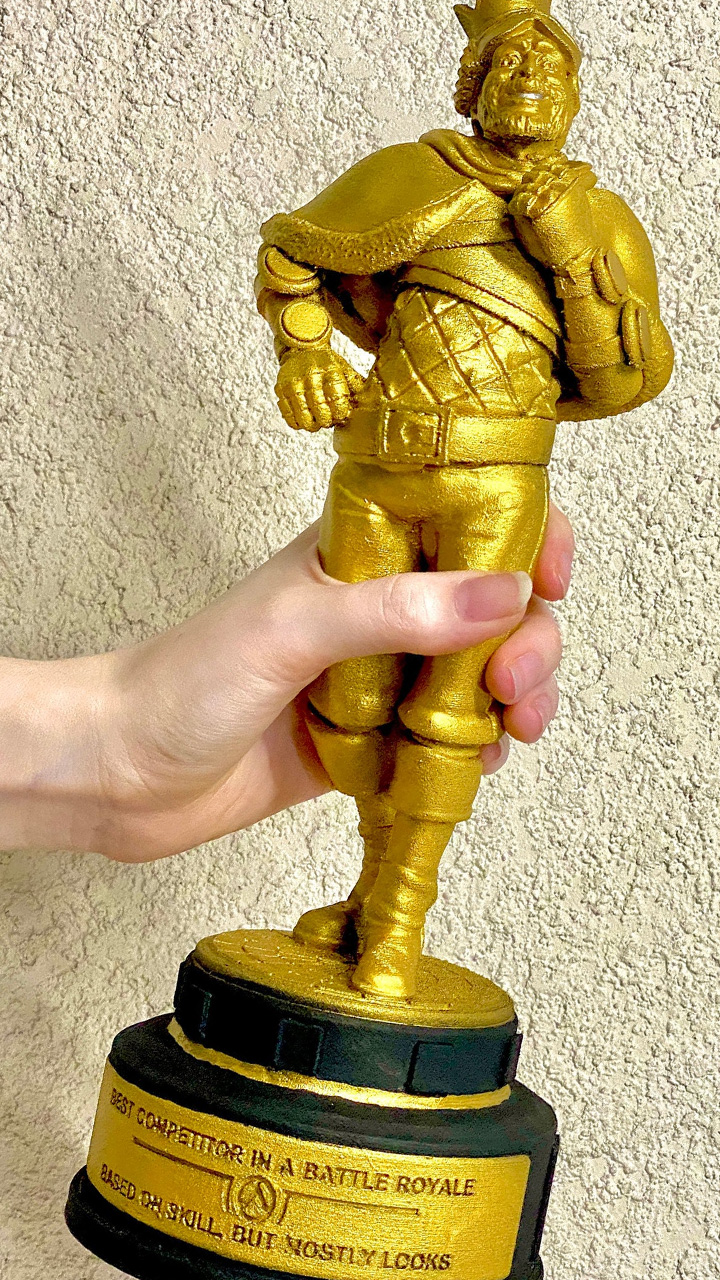 The most exclusive real life Apex Legends heirlooms in existence