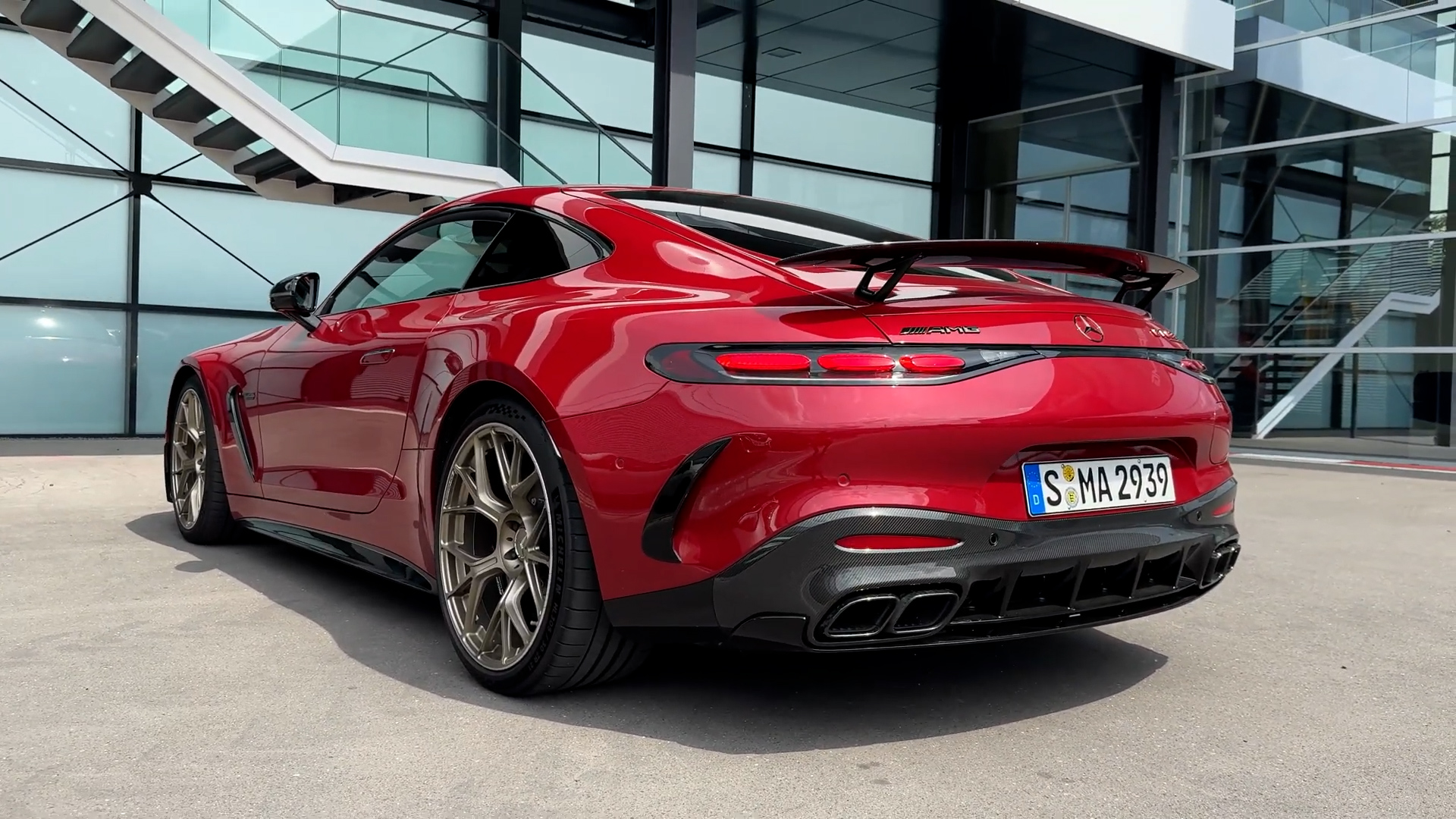 AMG GT63 E performance with a wild sound