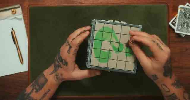 The Riddler made a puzzle box!